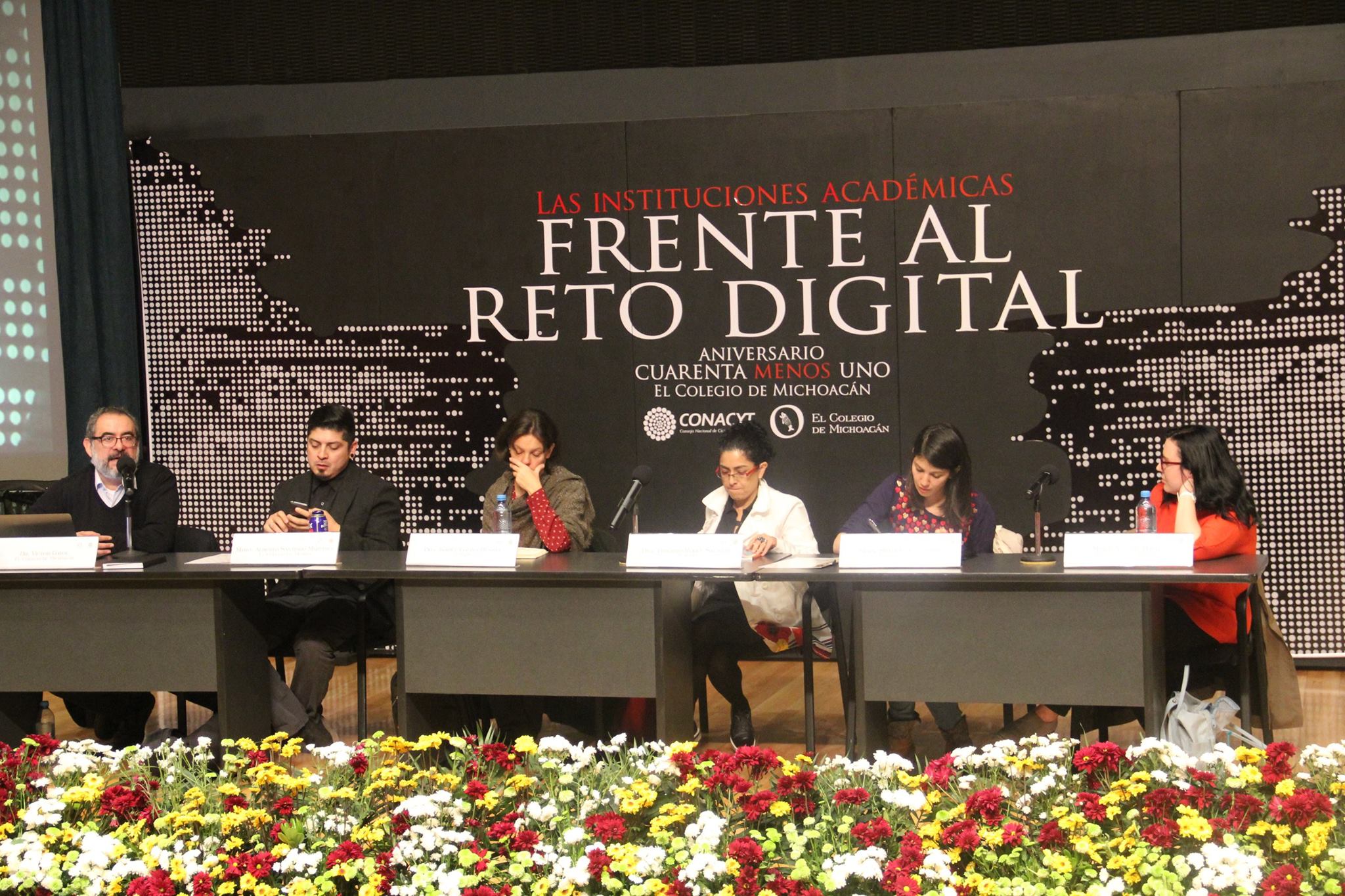 Las instituciones académicas frente al reto digital | Cibercliografía